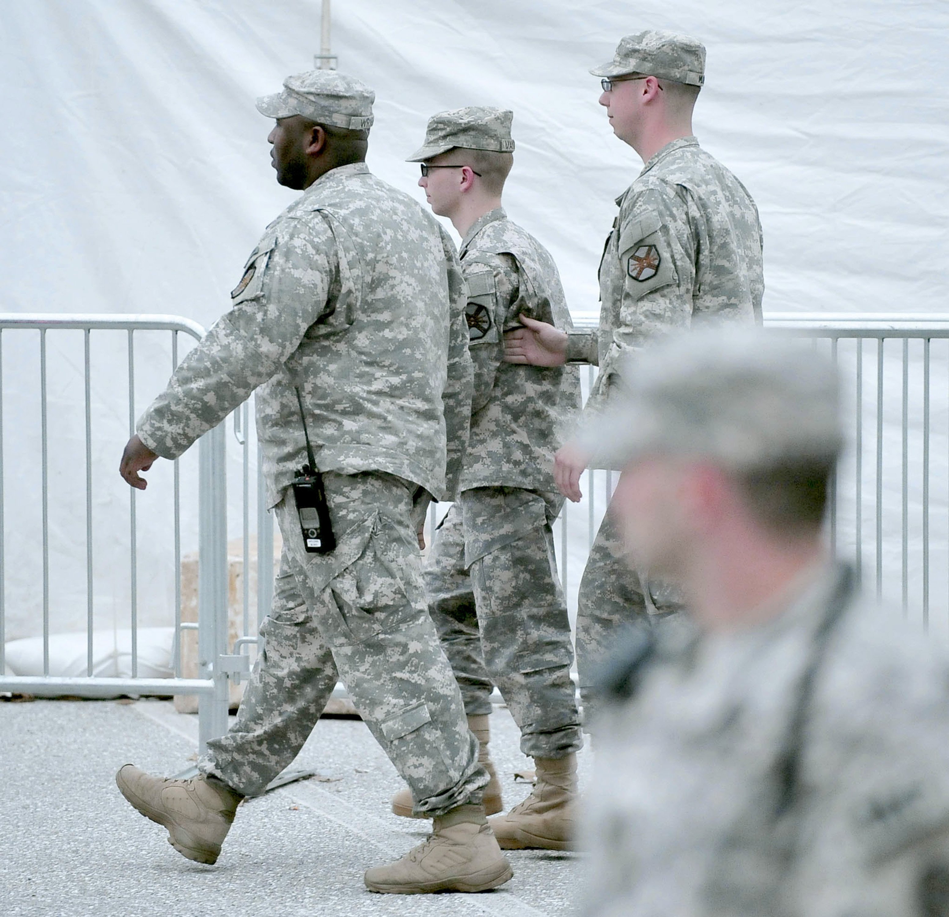 U.S. Army judge sentences Manning to 35 years in WikiLeaks case