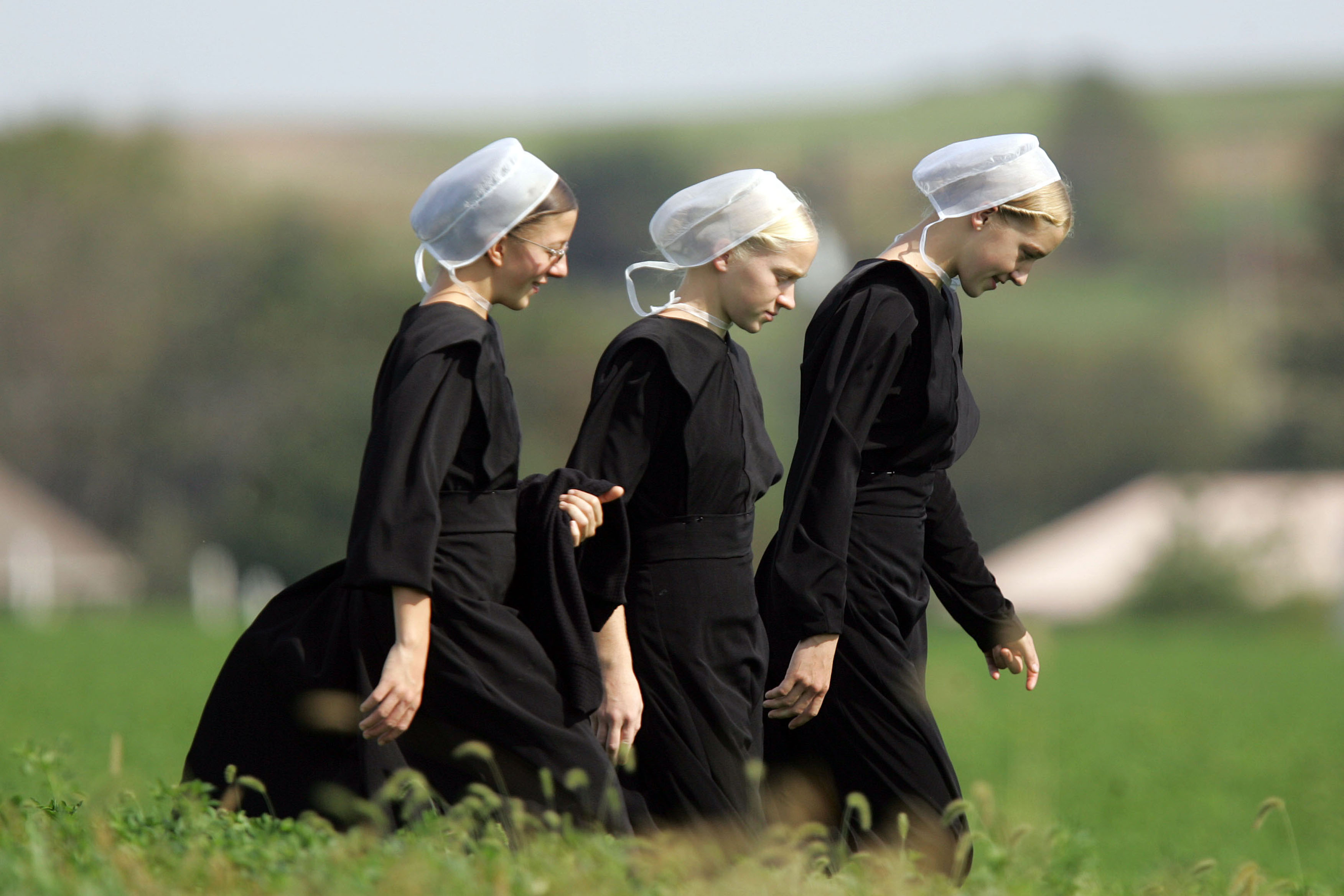 As U.S. struggles with health care reform, the Amish go their own way