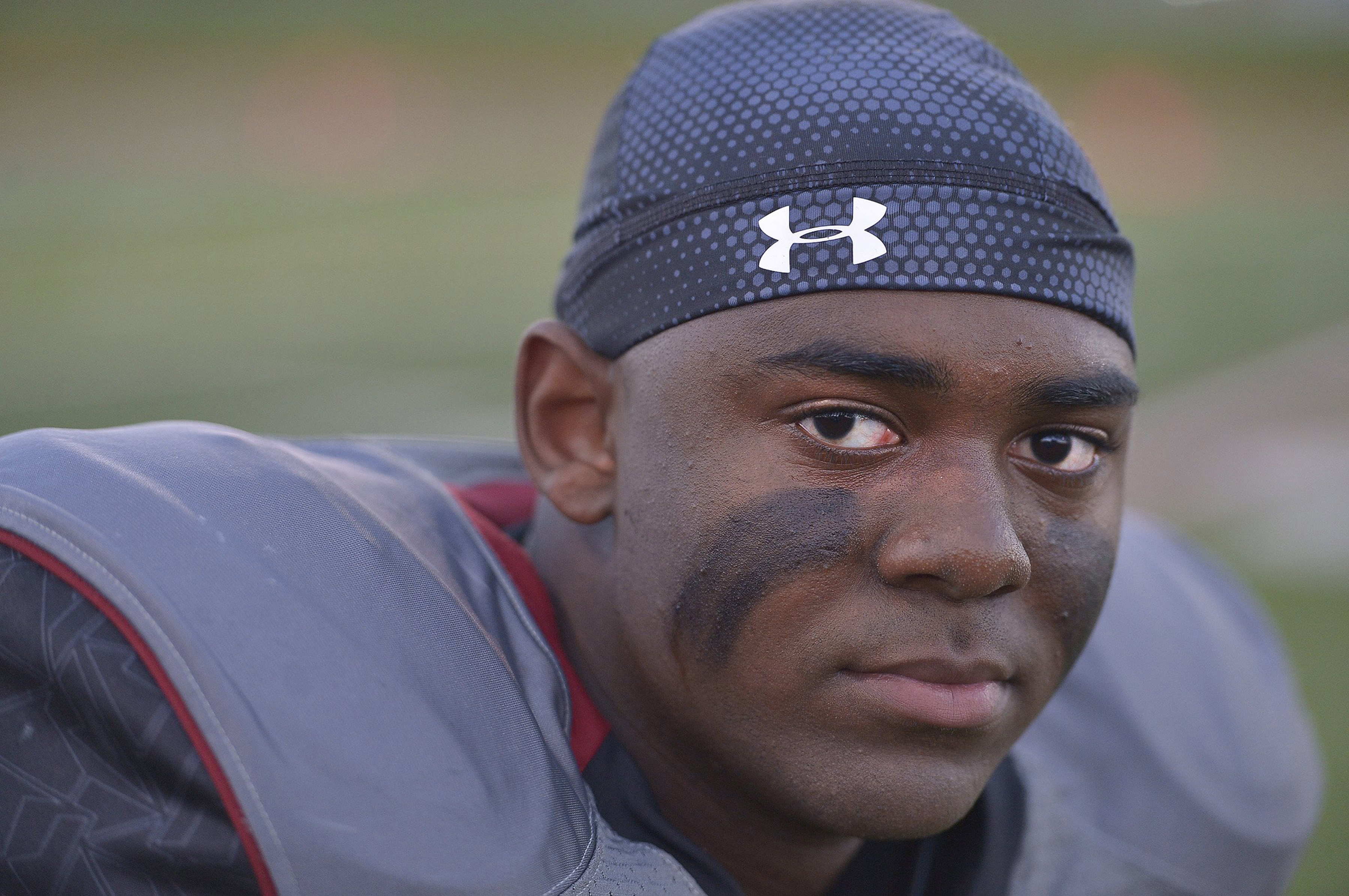 For teens, when is it safe to play again after a concussion?