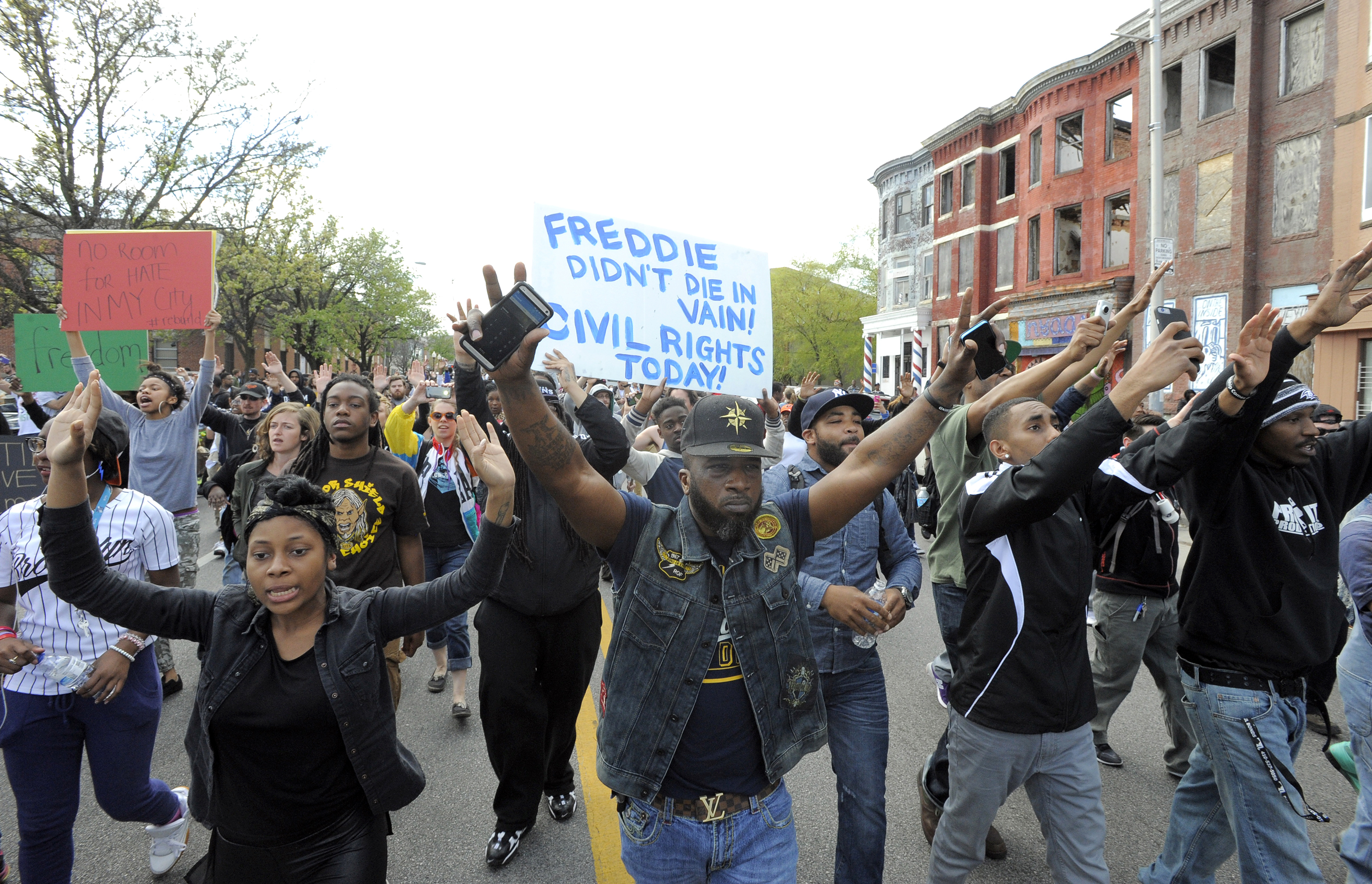 Baltimore riot toll: 200 arrests, 144 car fires, 15 buildings burned