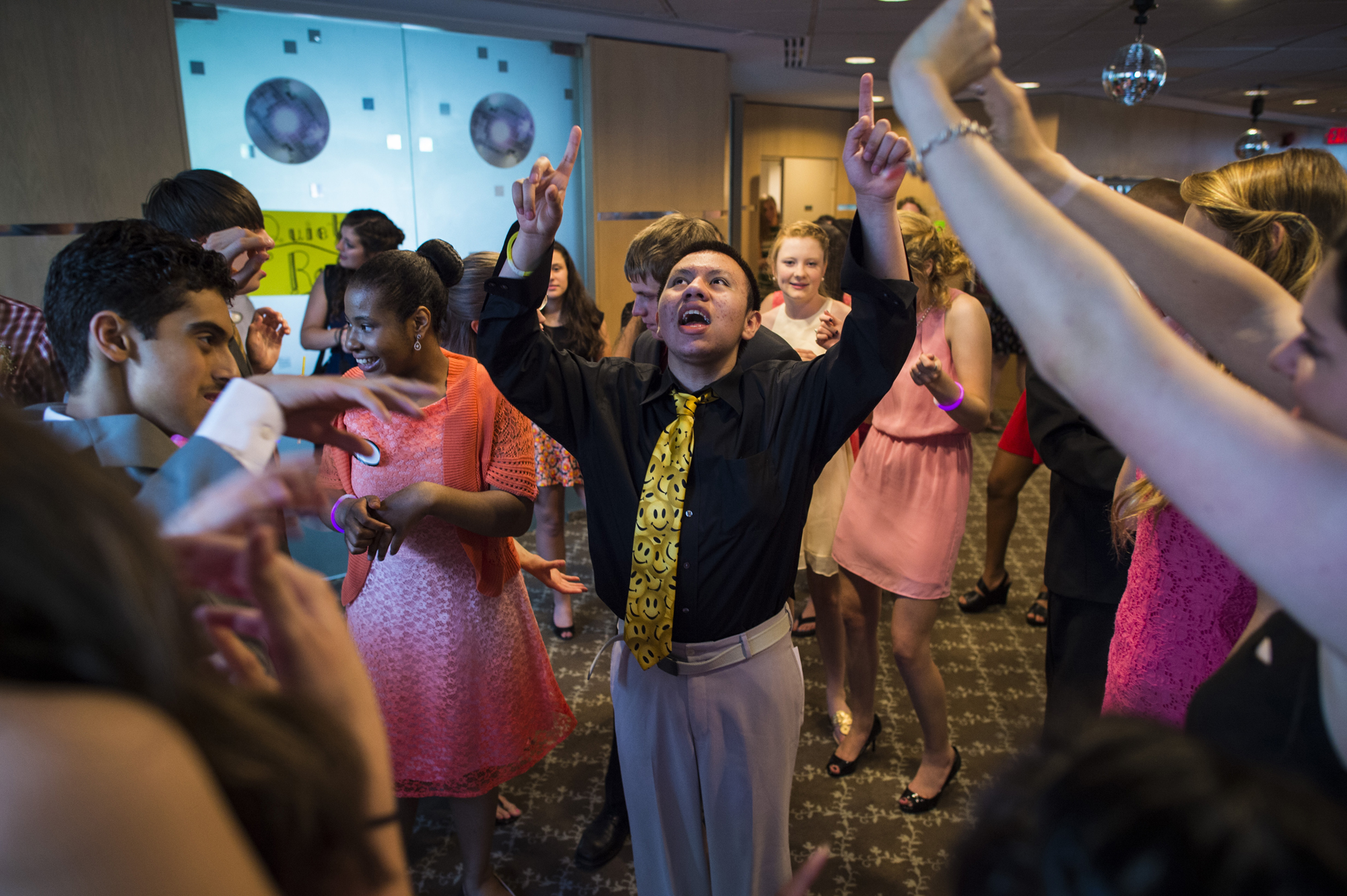 Teen dream: Sisters organize a prom for their siblings with autism