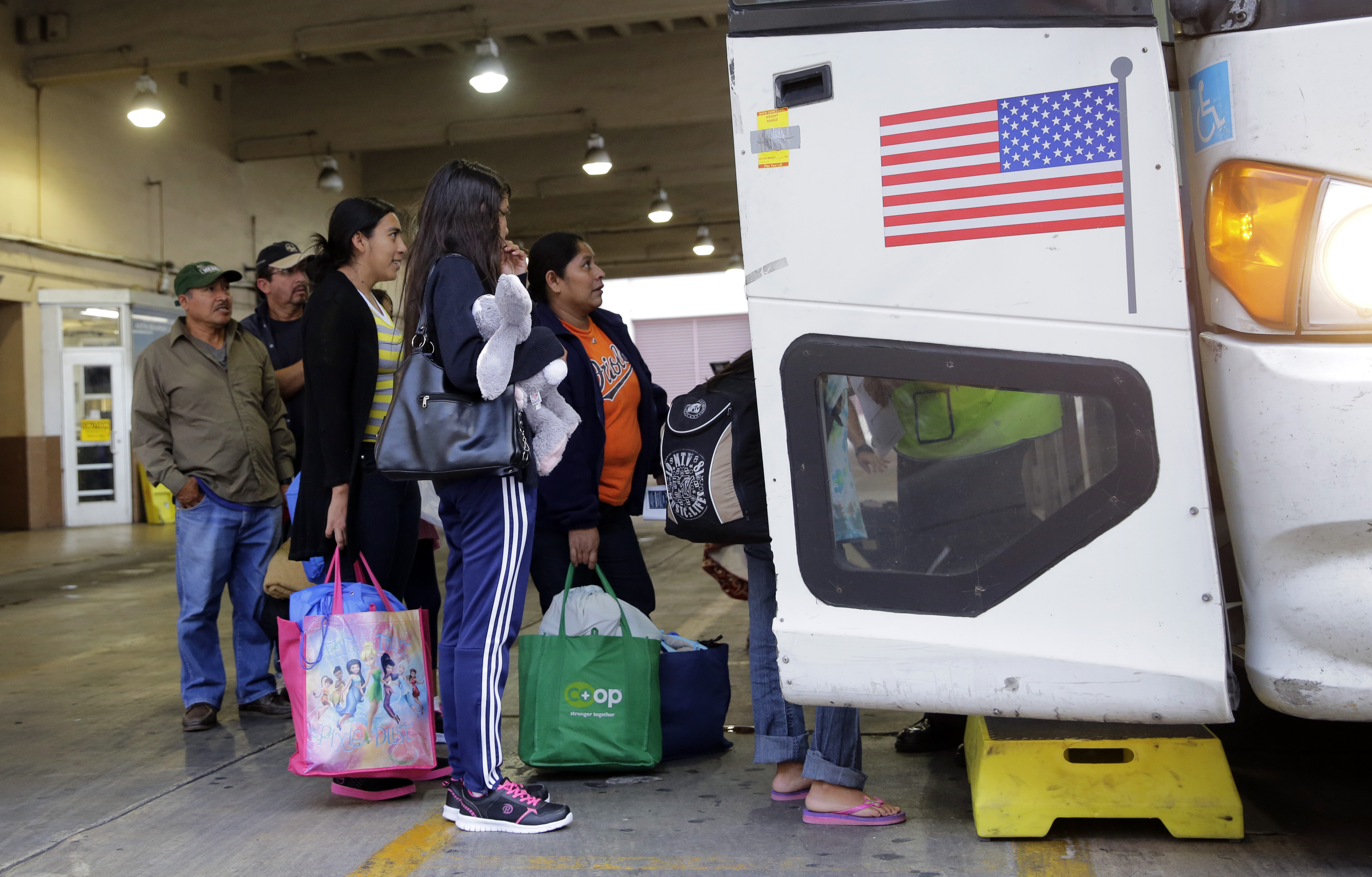 New rules for immigrant detention centers