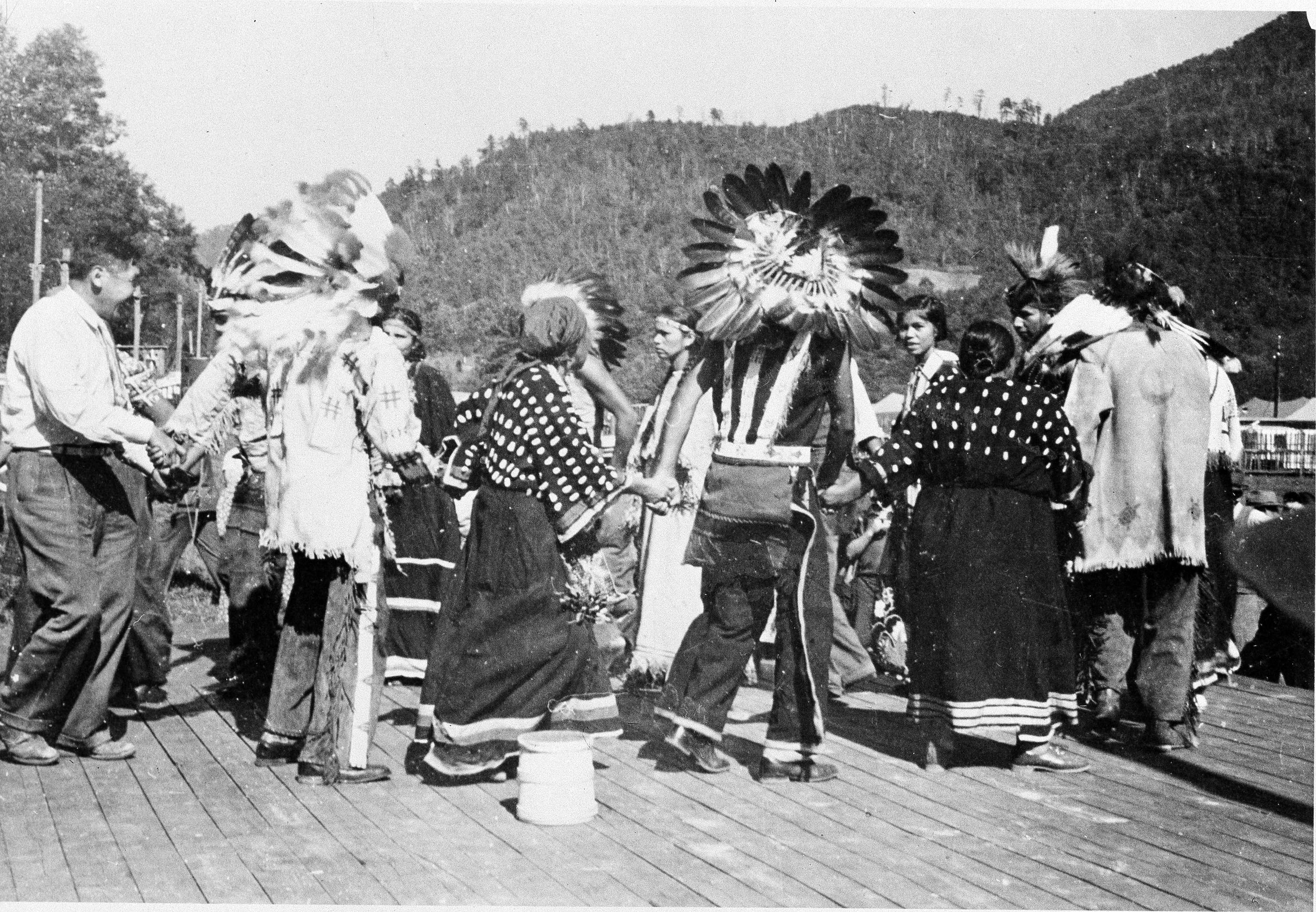 Native Americans of the Cherokee Nation