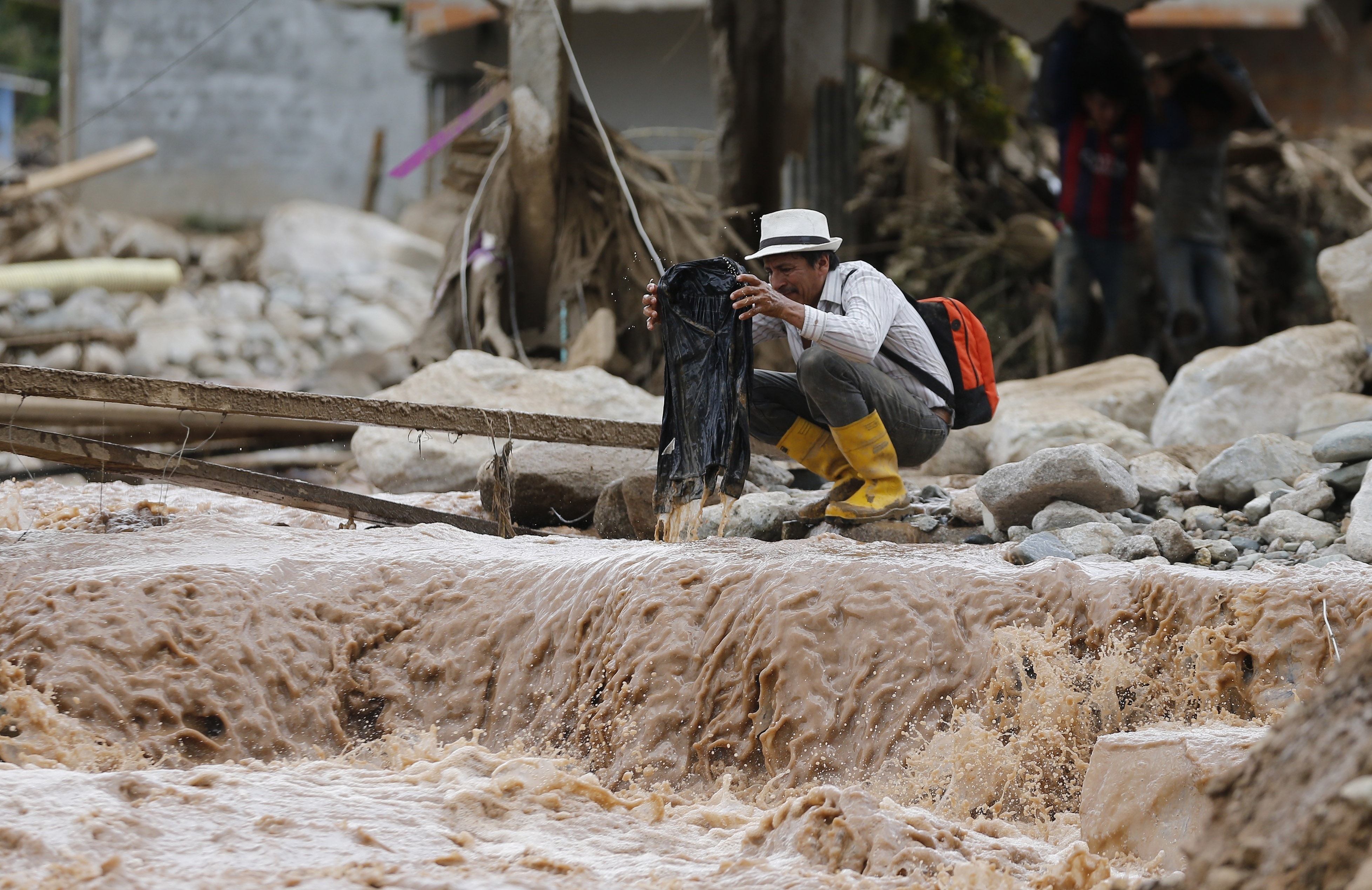 Death toll from floods in Mocoa, Colombia, rises to more than 270