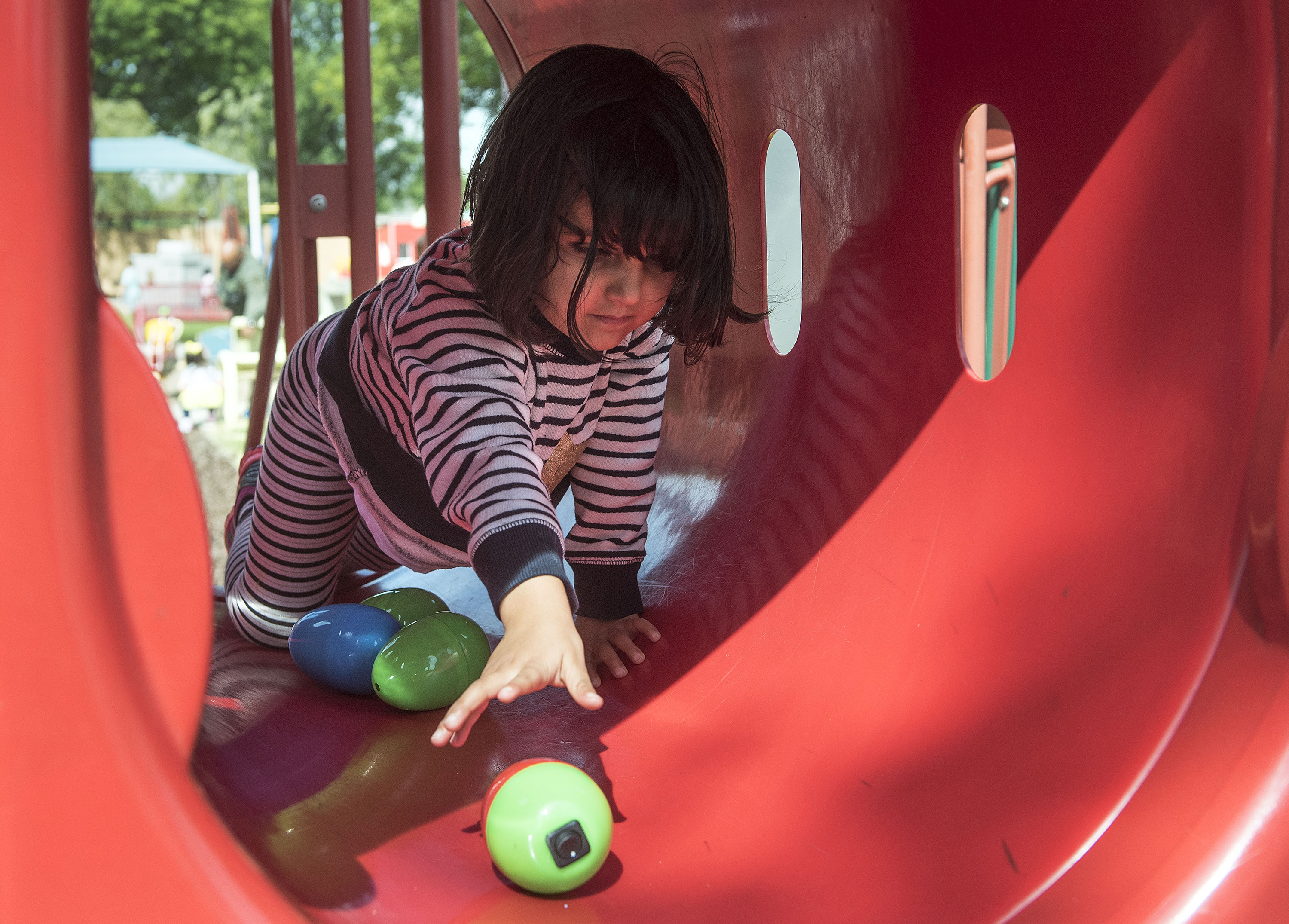 Bomb squad creates beeping egg hunt for children with visual impairments