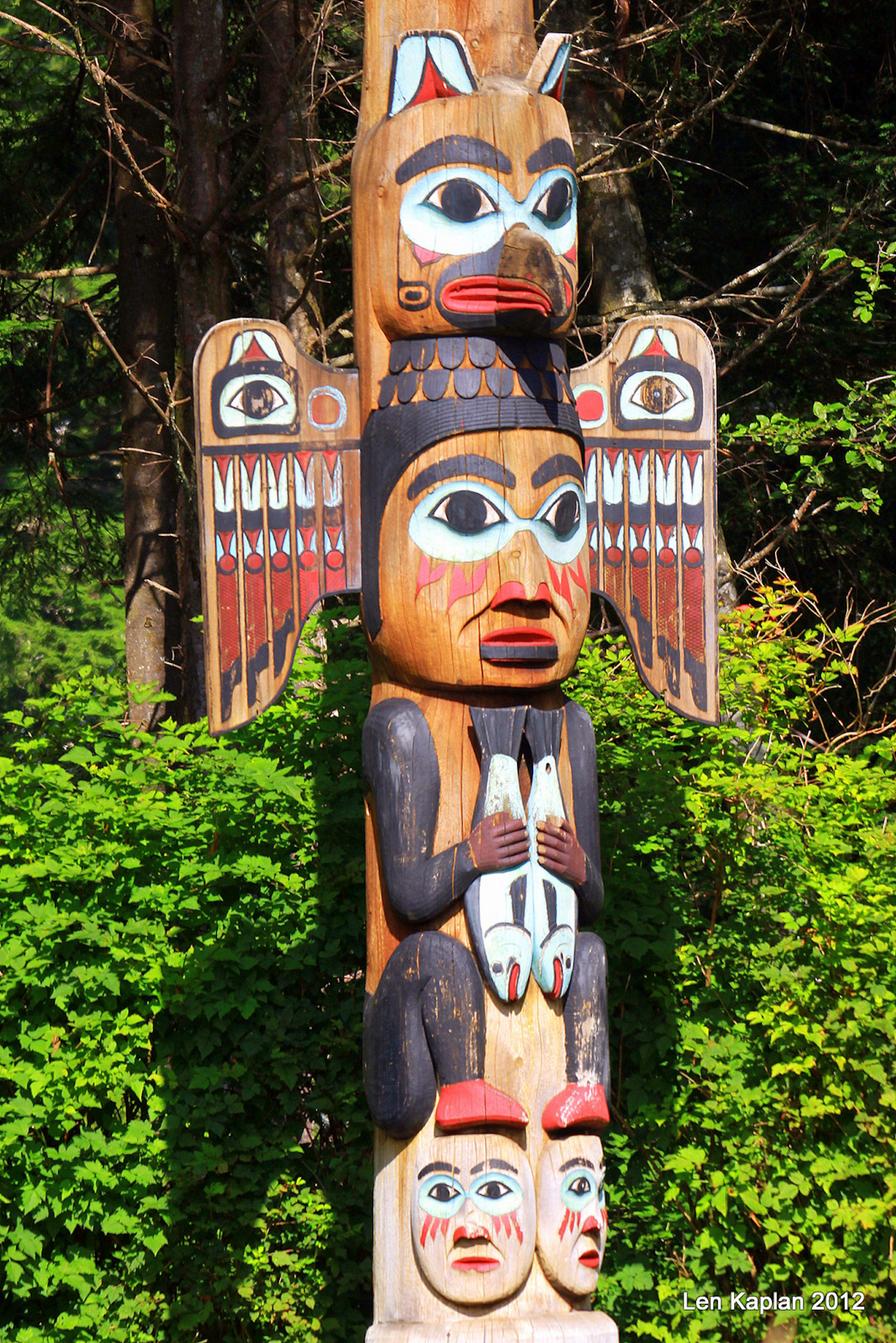 Totem poles: Heraldic columns of the Northwest coast
