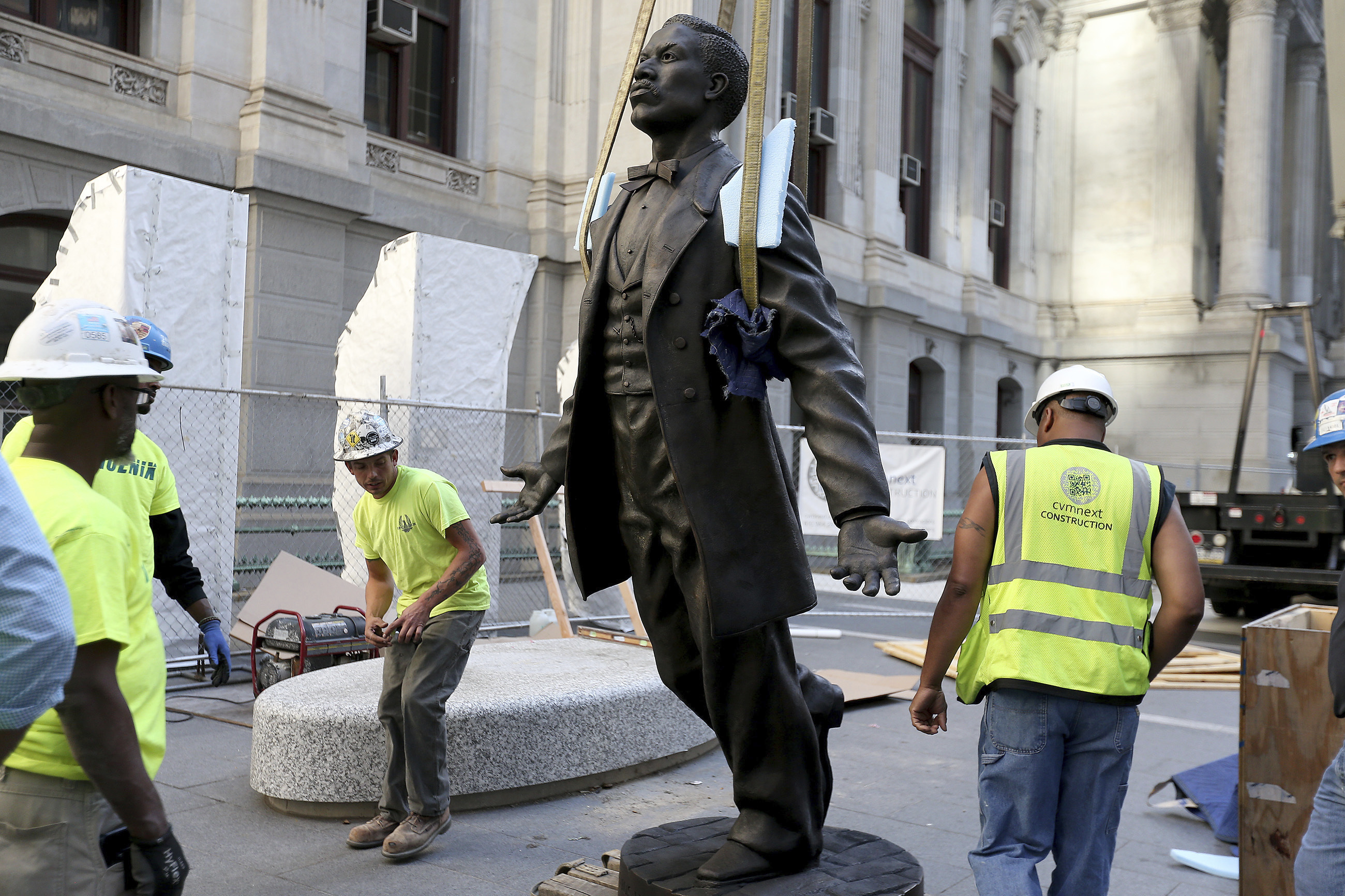 Philadelphia will honor black leader with his own statue