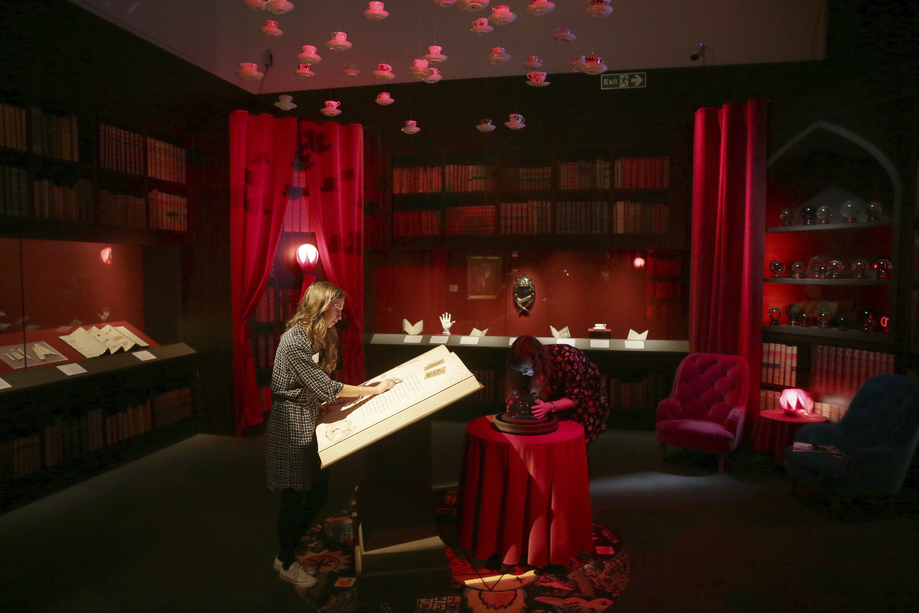 Broomsticks and dragon bones in British Library's Harry Potter magic show