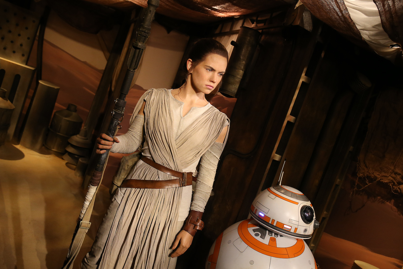 "Star Wars" sisters hail girl-powered galaxy