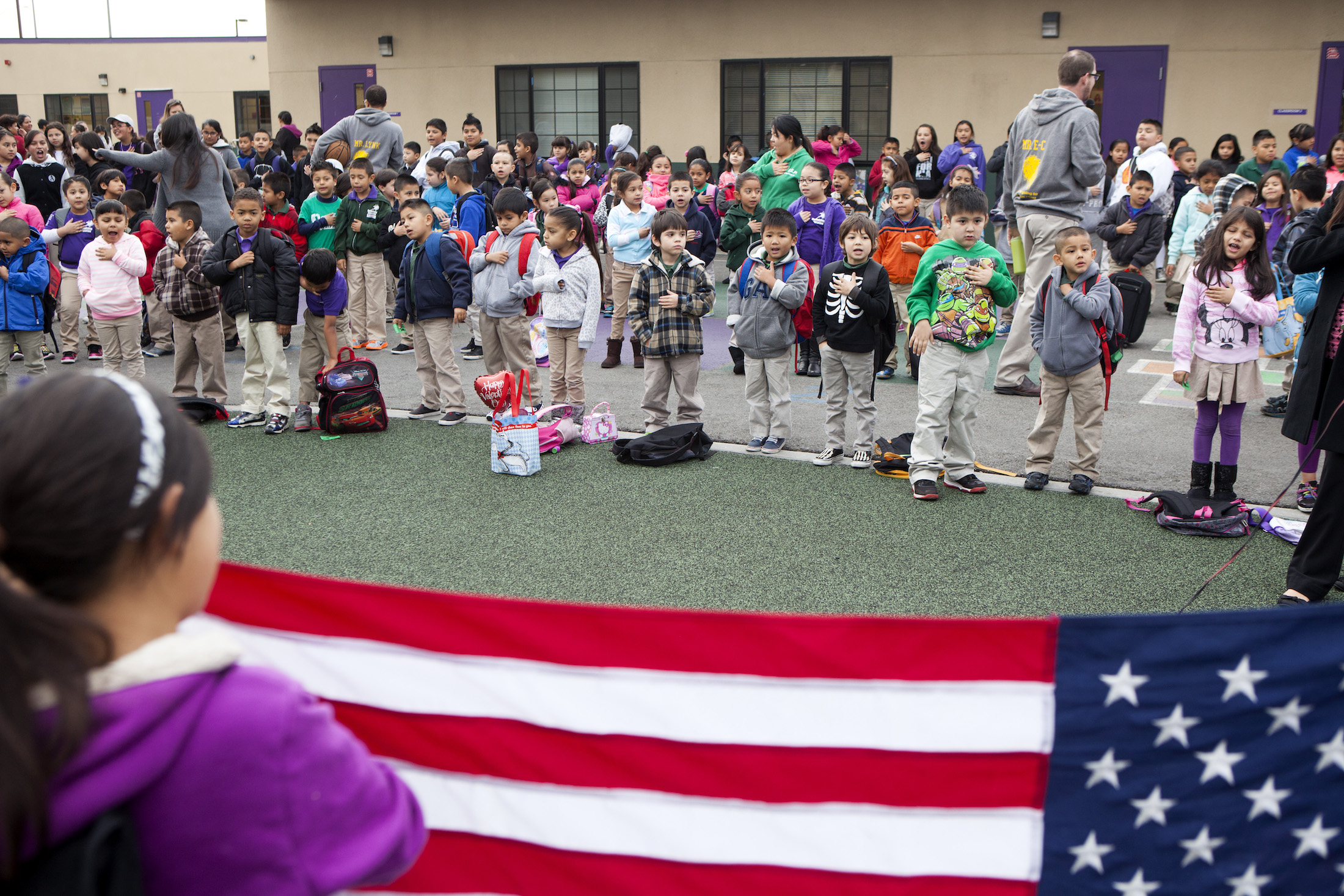 PRO/CON: Standing for the Pledge of Allegiance