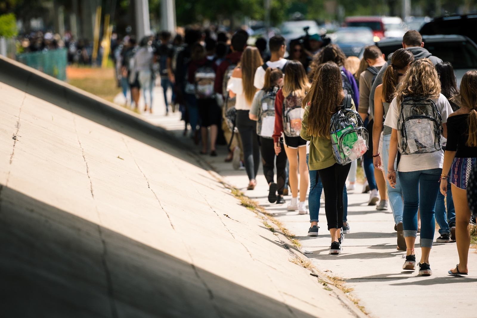 Las nuevas normas de seguridad harán que el regreso a la escuela se ...