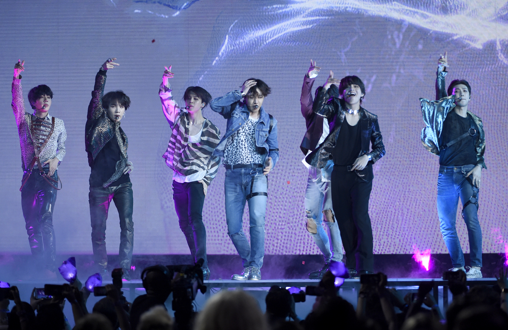 Despite calls for exemption, South Korean pop stars will join military