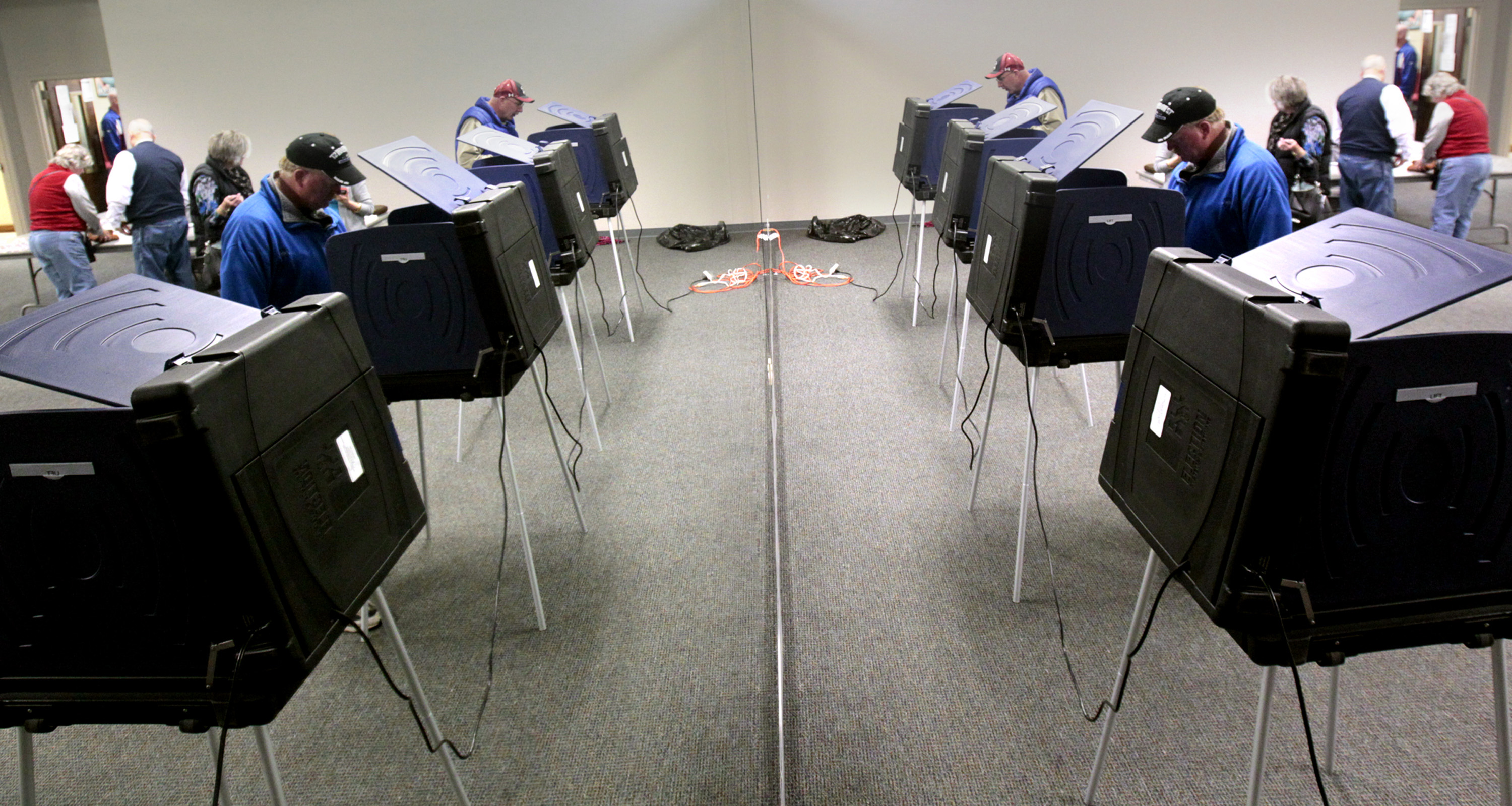 Not all agree that wireless voting machines are safe to use