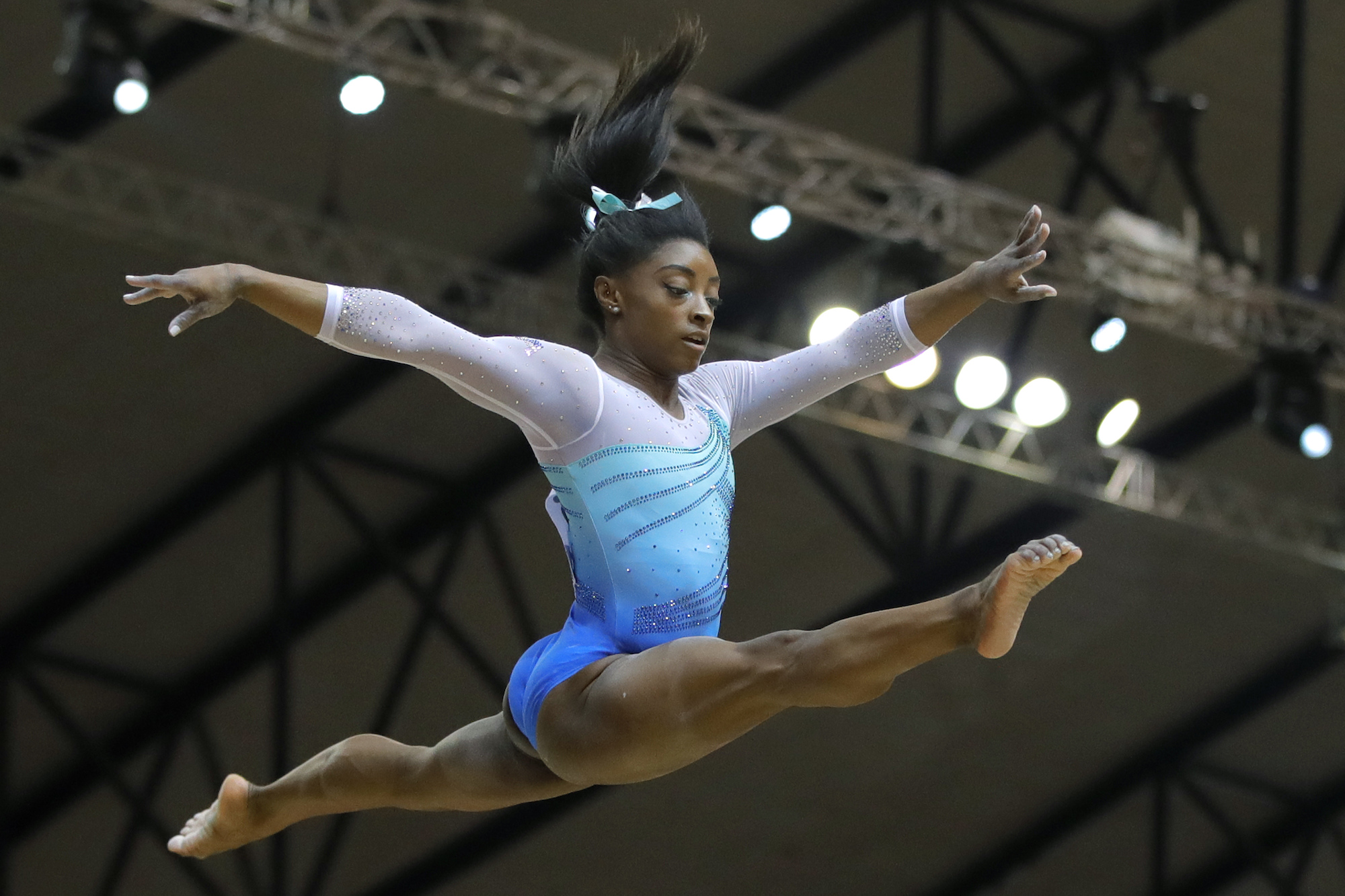 By winning on an off day, gymnast Simone Biles shows her greatness