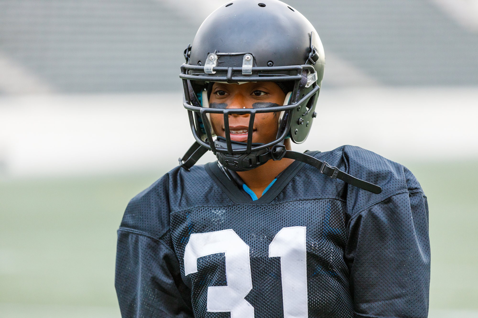 Naysayers fuel Harris' dream to become the first female NFL star