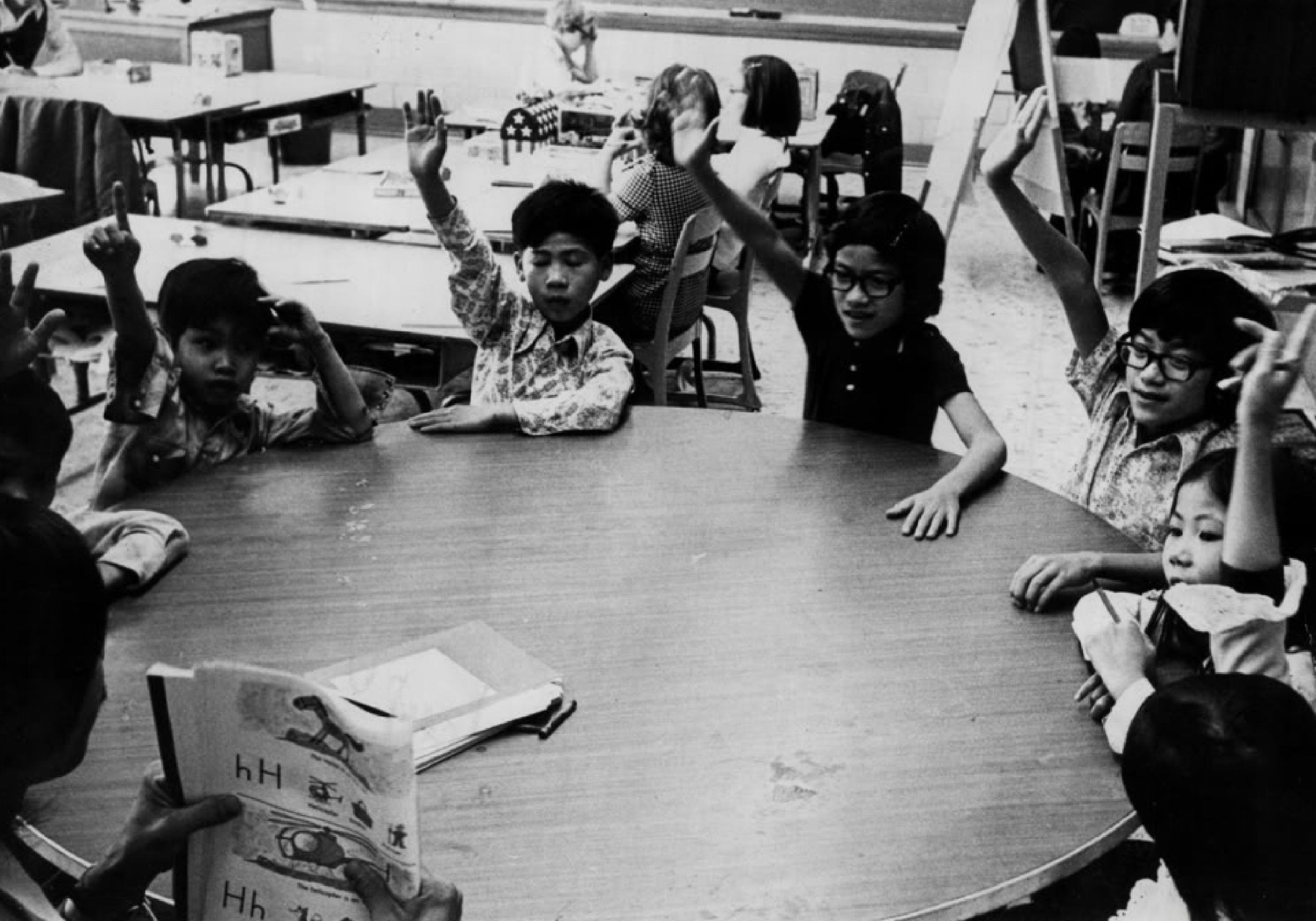 Time Machine (1975): Schools see some problems educating refugee children